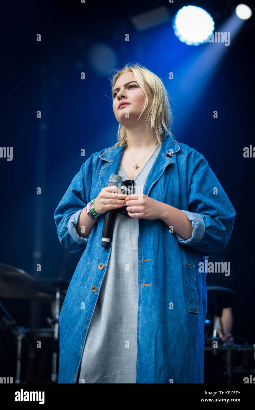 The British singer, songwriter and electronic music artist Holly ...