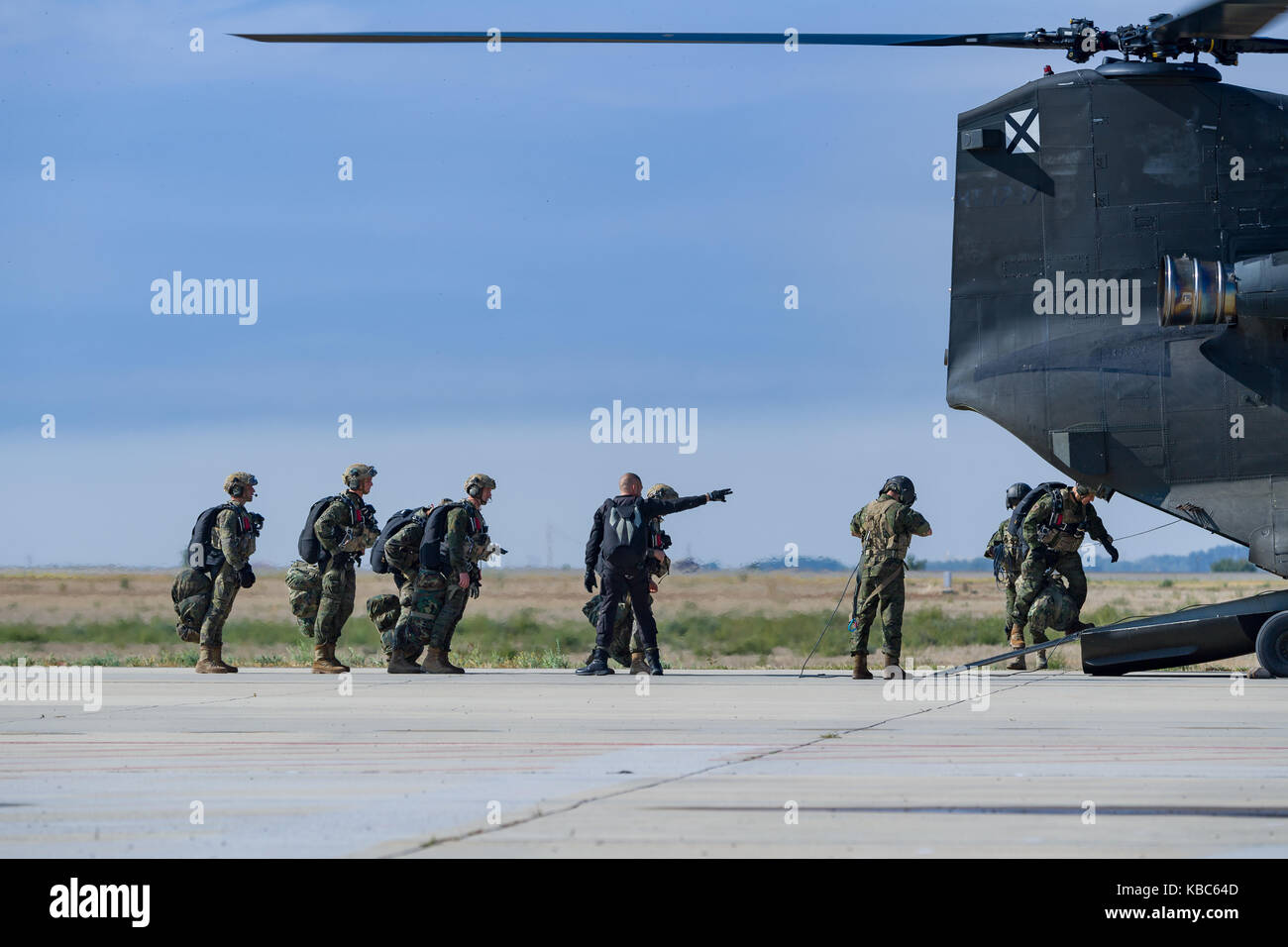 Spanish paratrooper brigade hi-res stock photography and images - Alamy
