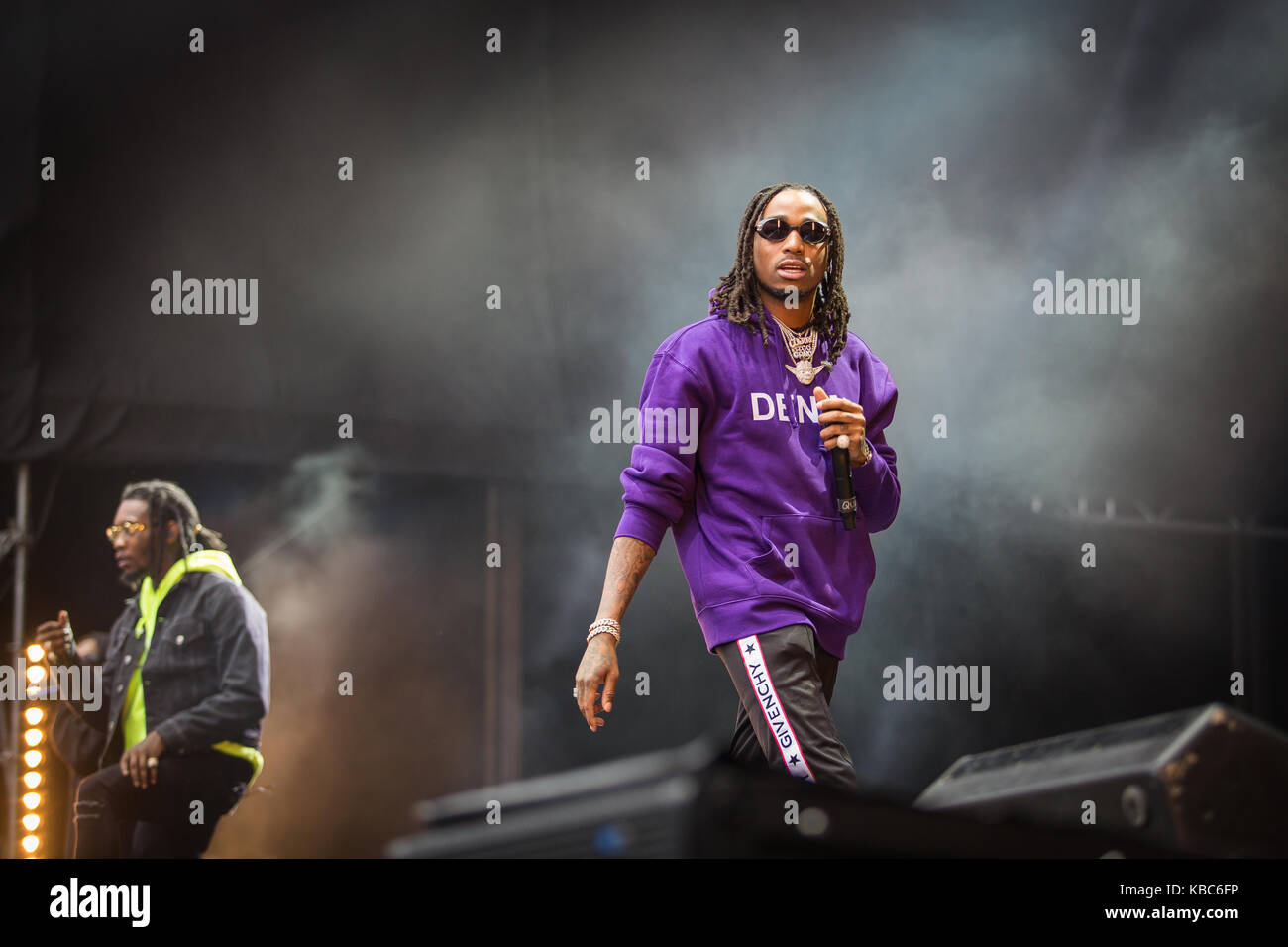 American hip hop trio hi-res stock photography and images - Alamy