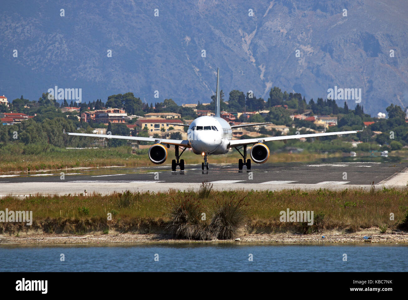 airplane prepares for takeoff Stock Photo - Alamy