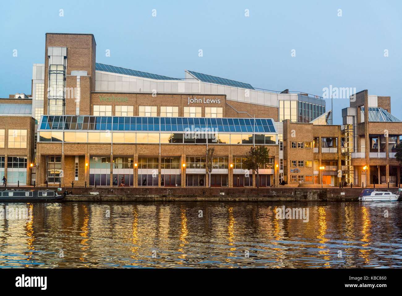 John lewis building hi-res stock photography and images - Alamy
