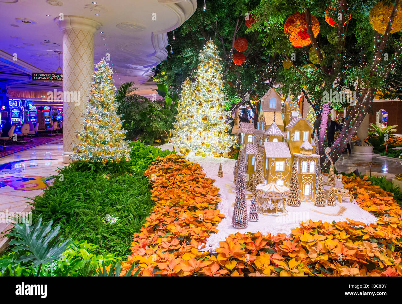 The interior of Wynn Hotel and casino in Las Vegas Stock Photo - Alamy