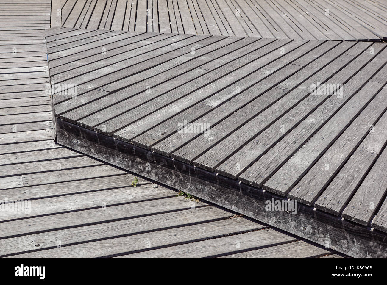Gray Weathered Wood Deck Planks .walkway step Stock Photo - Alamy