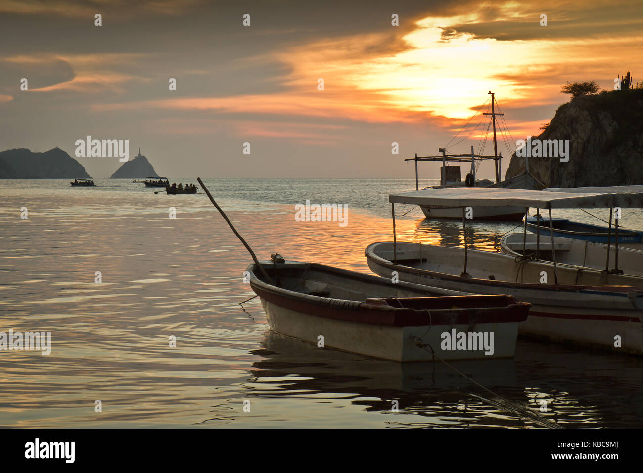 Sunset caribbean sea colombia hi-res stock photography and images - Alamy