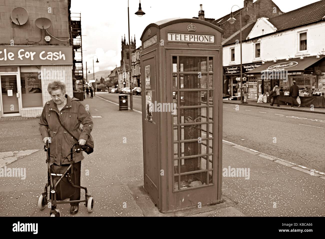Twechar village hi-res stock photography and images - Alamy