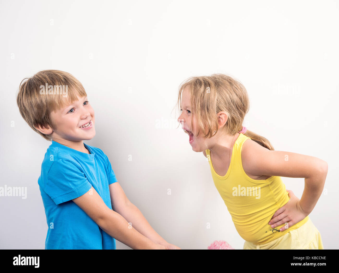 children argue during the repair Stock Photo - Alamy
