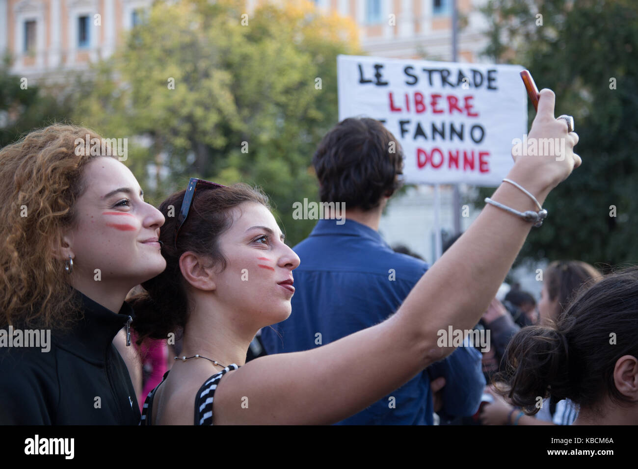 Rome, Italy. 28th Sep, 2017. Demonstration organized by the feminists ...