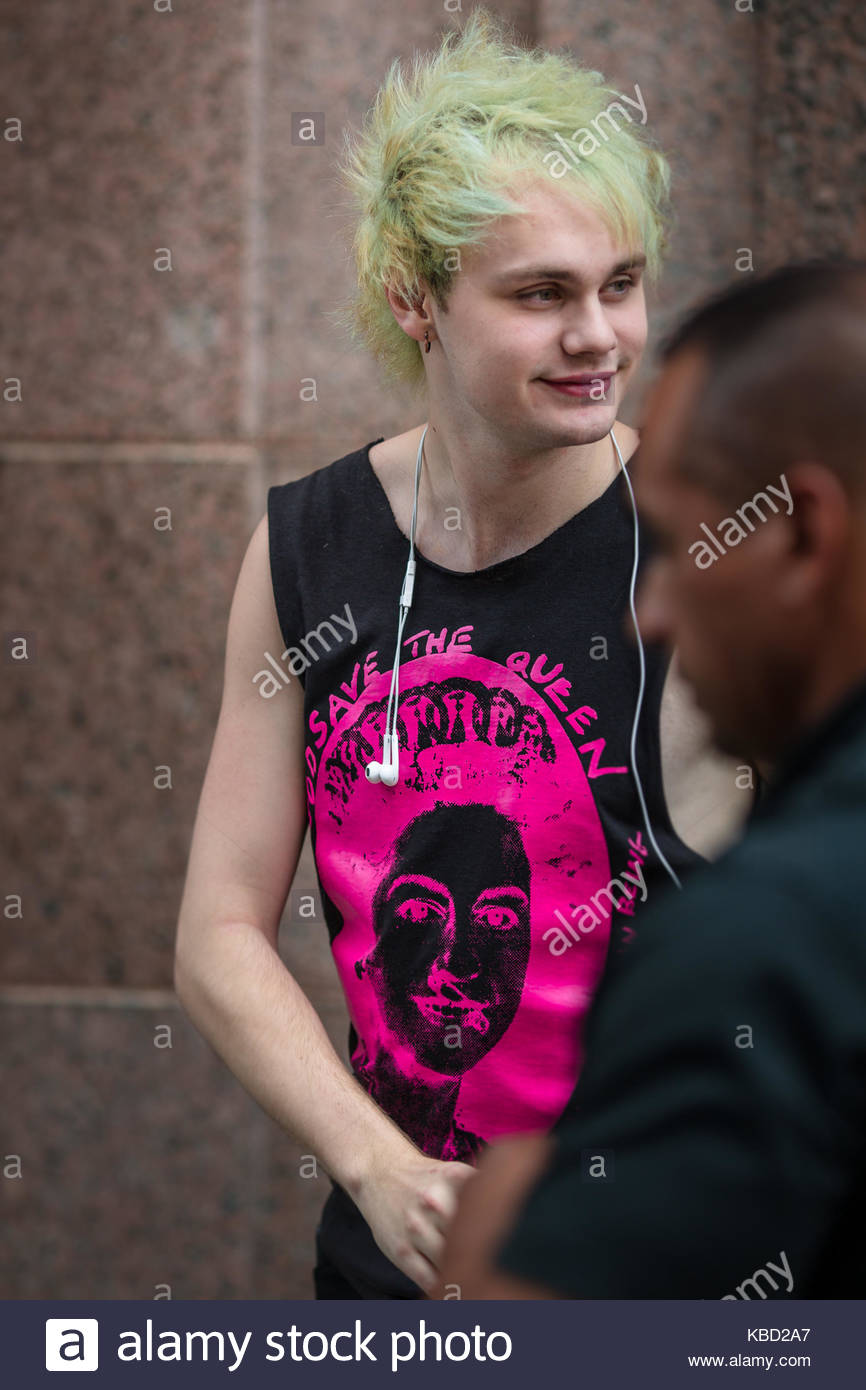 Michael Clifford Stock Photos & Michael Clifford Stock Images - Alamy