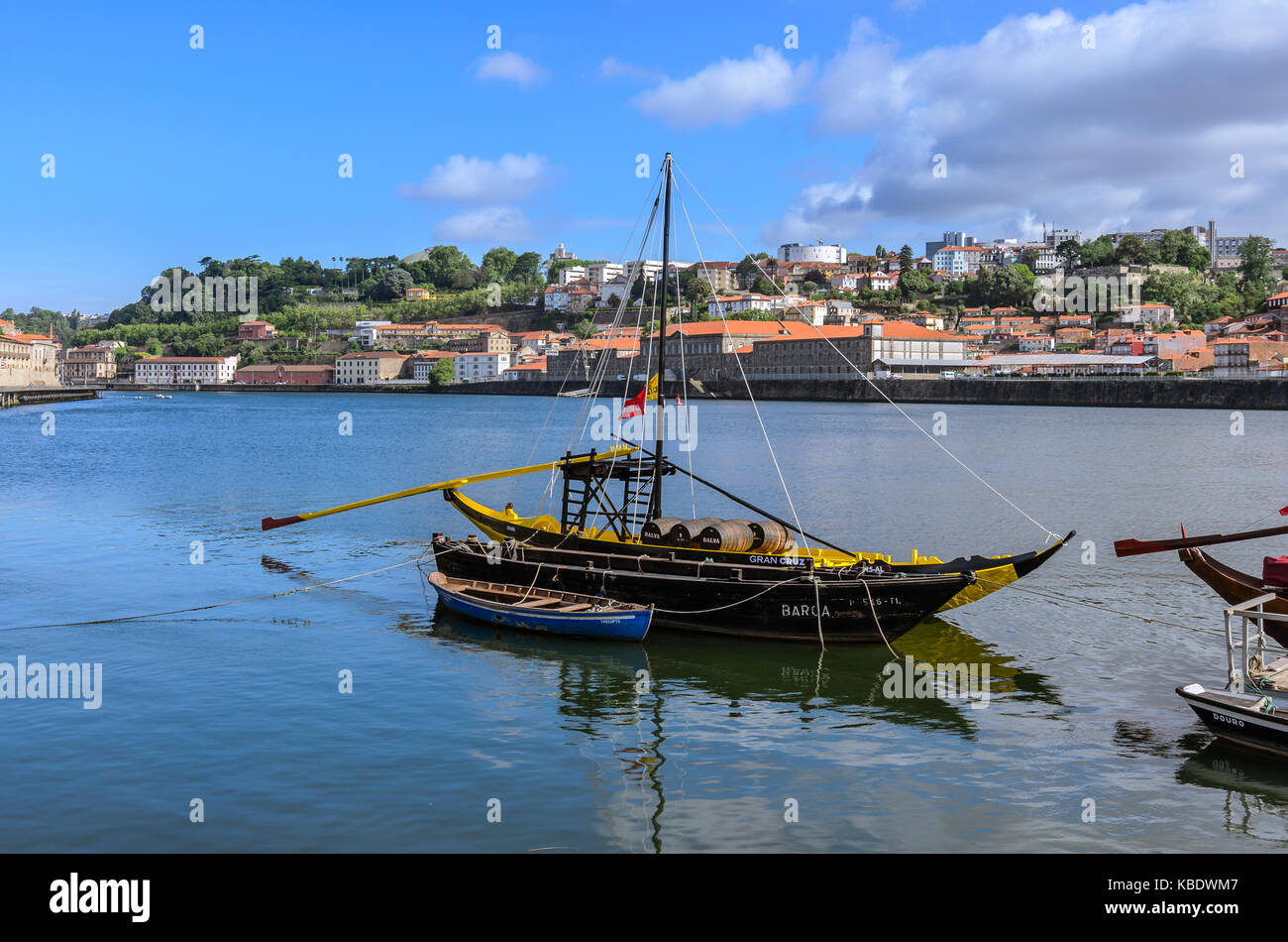 Barco boat hi-res stock photography and images - Alamy