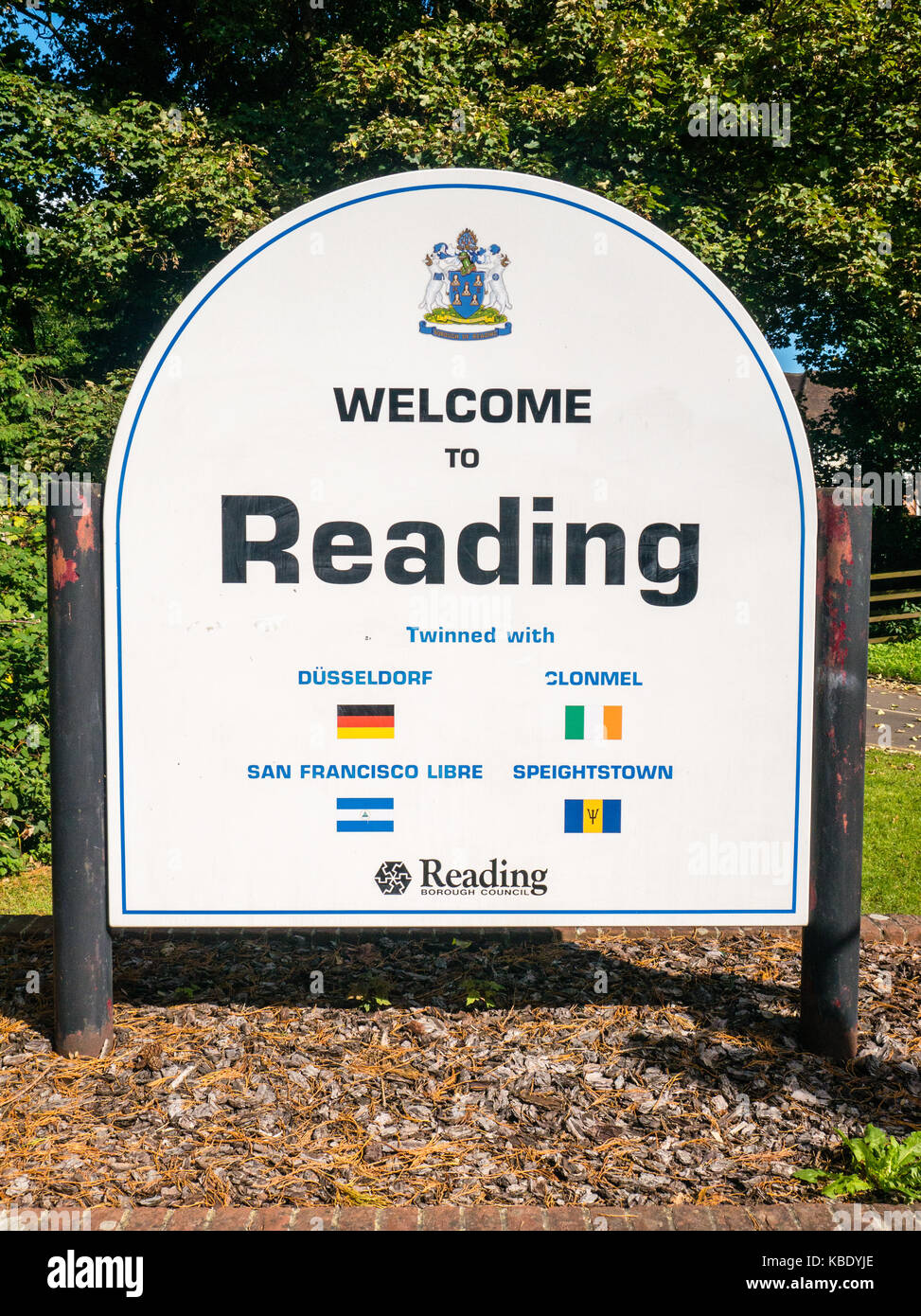 Welcome to Reading Sign, Reading, Berkshire, England, UK, GB Stock ...
