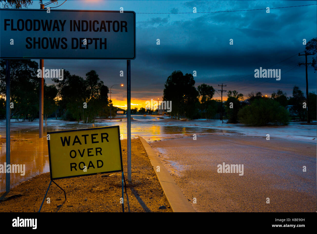 Australia flood warning sign hi-res stock photography and images - Alamy