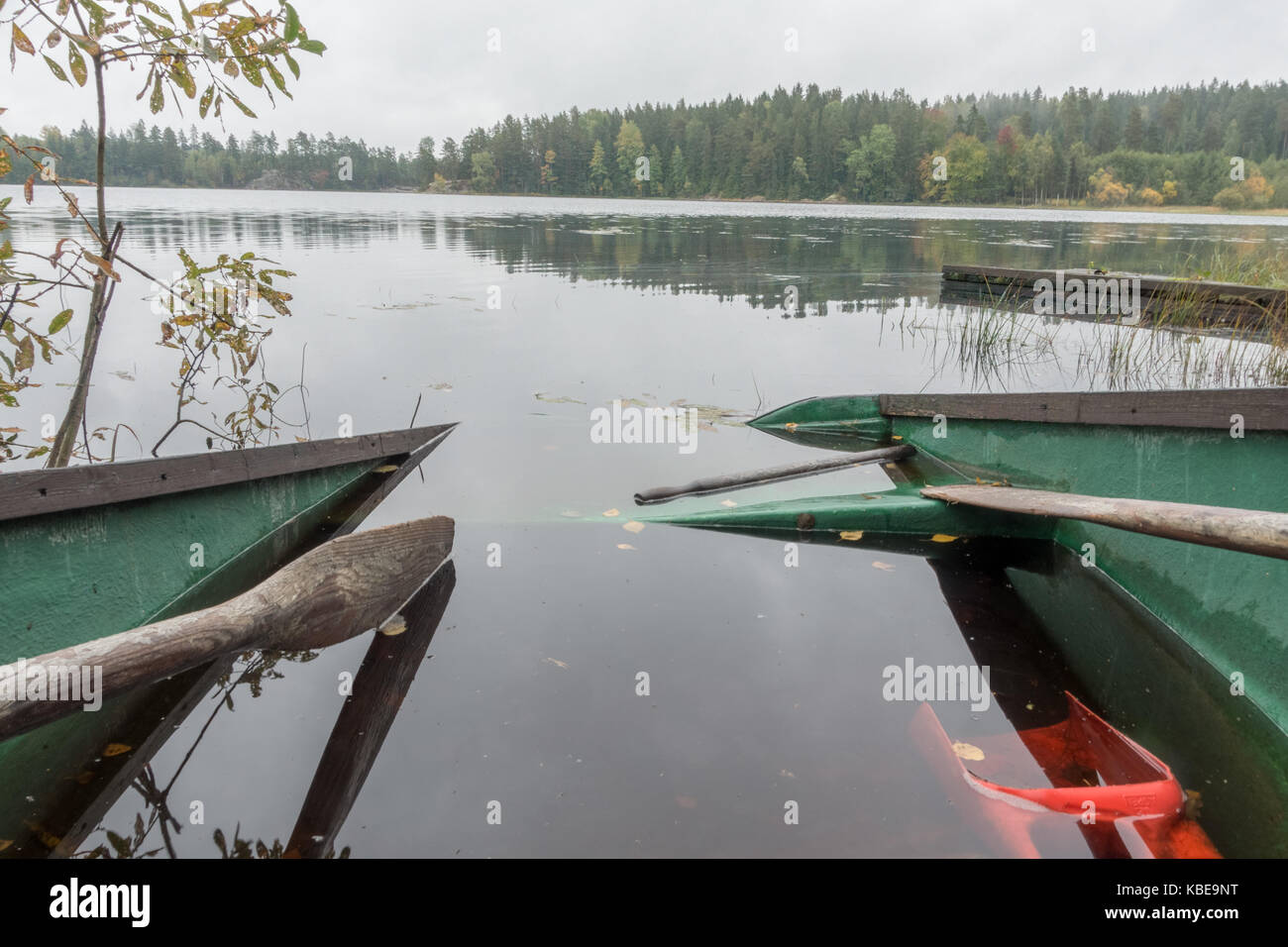 Half Submerged Ship High Resolution Stock Photography and Images - Alamy