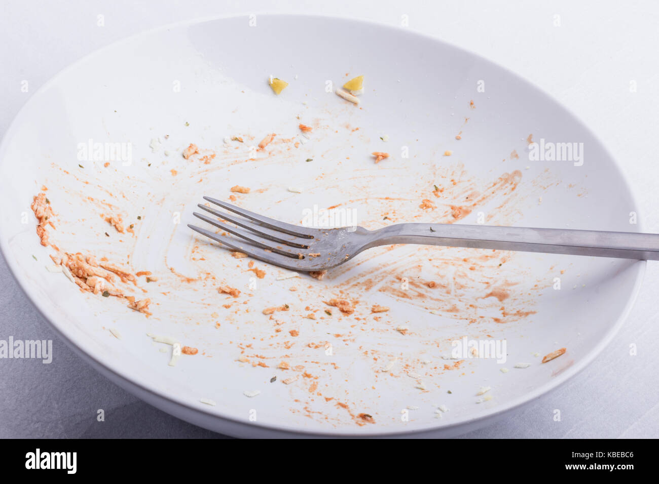Empty plate pasta sauce hi-res stock photography and images - Alamy