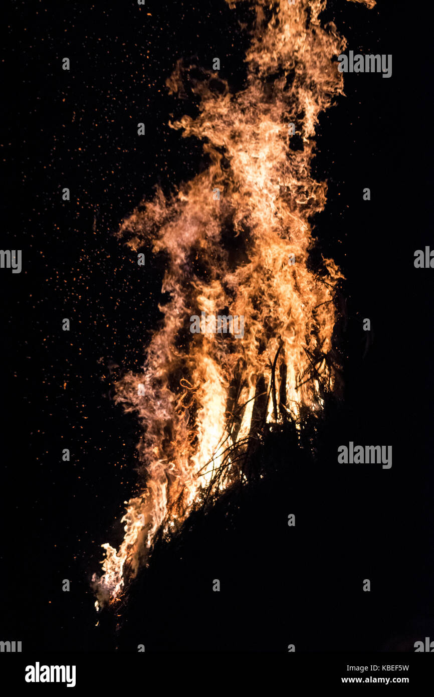 Large Campfire Brightly Burning During The Night Stock Photo - Alamy