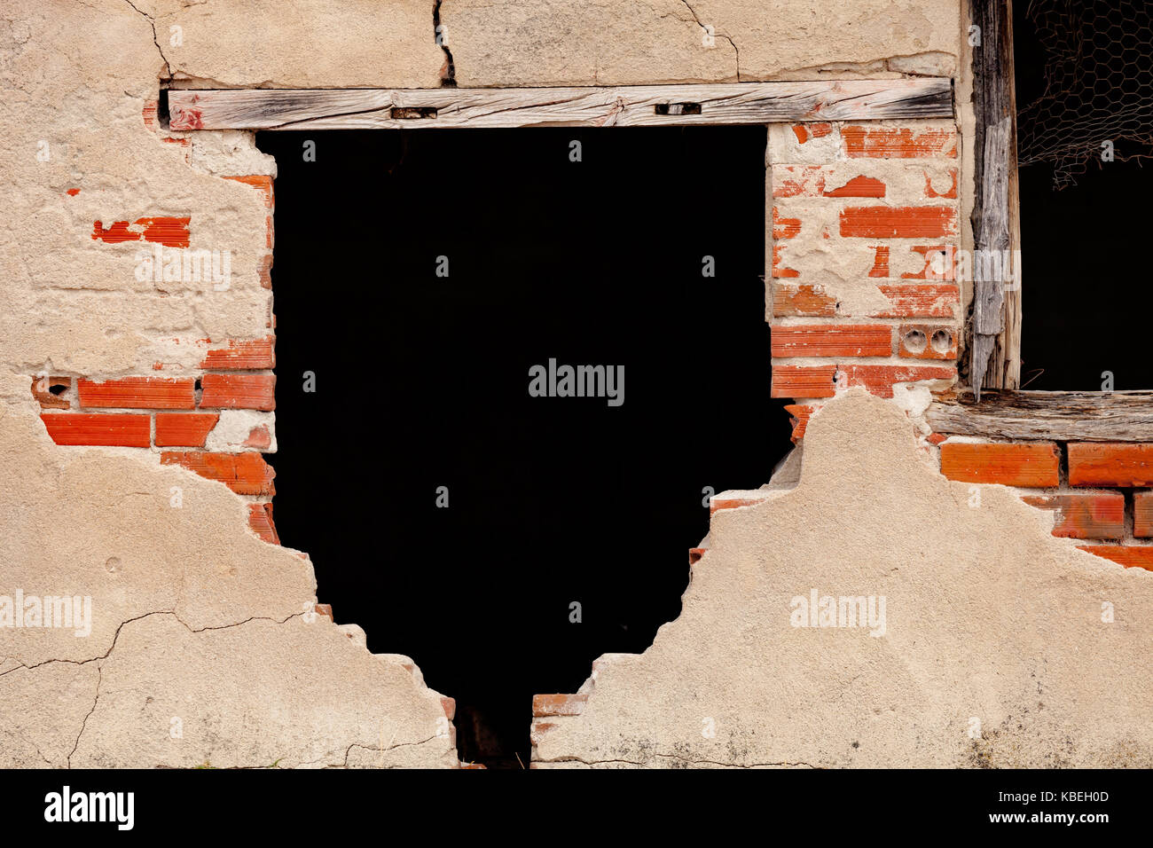 Ruined window of an abandoned house Stock Photo - Alamy