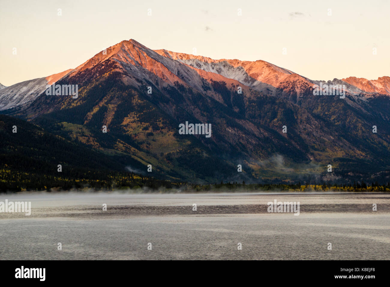 Fall colors in Twin Lakes, Colorado Stock Photo - Alamy