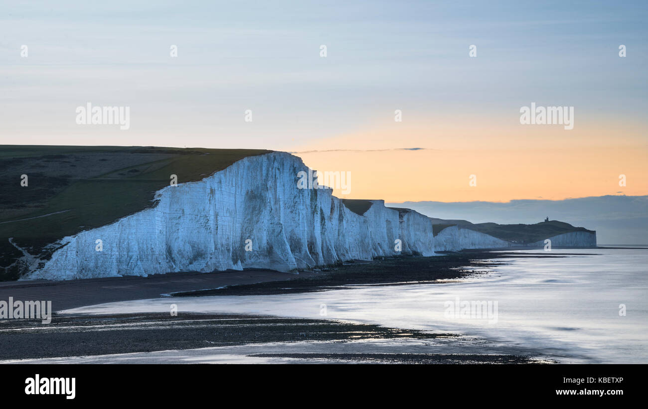 Beautiful sunrise landscape of Seven Sisters cliffs landmark on English ...
