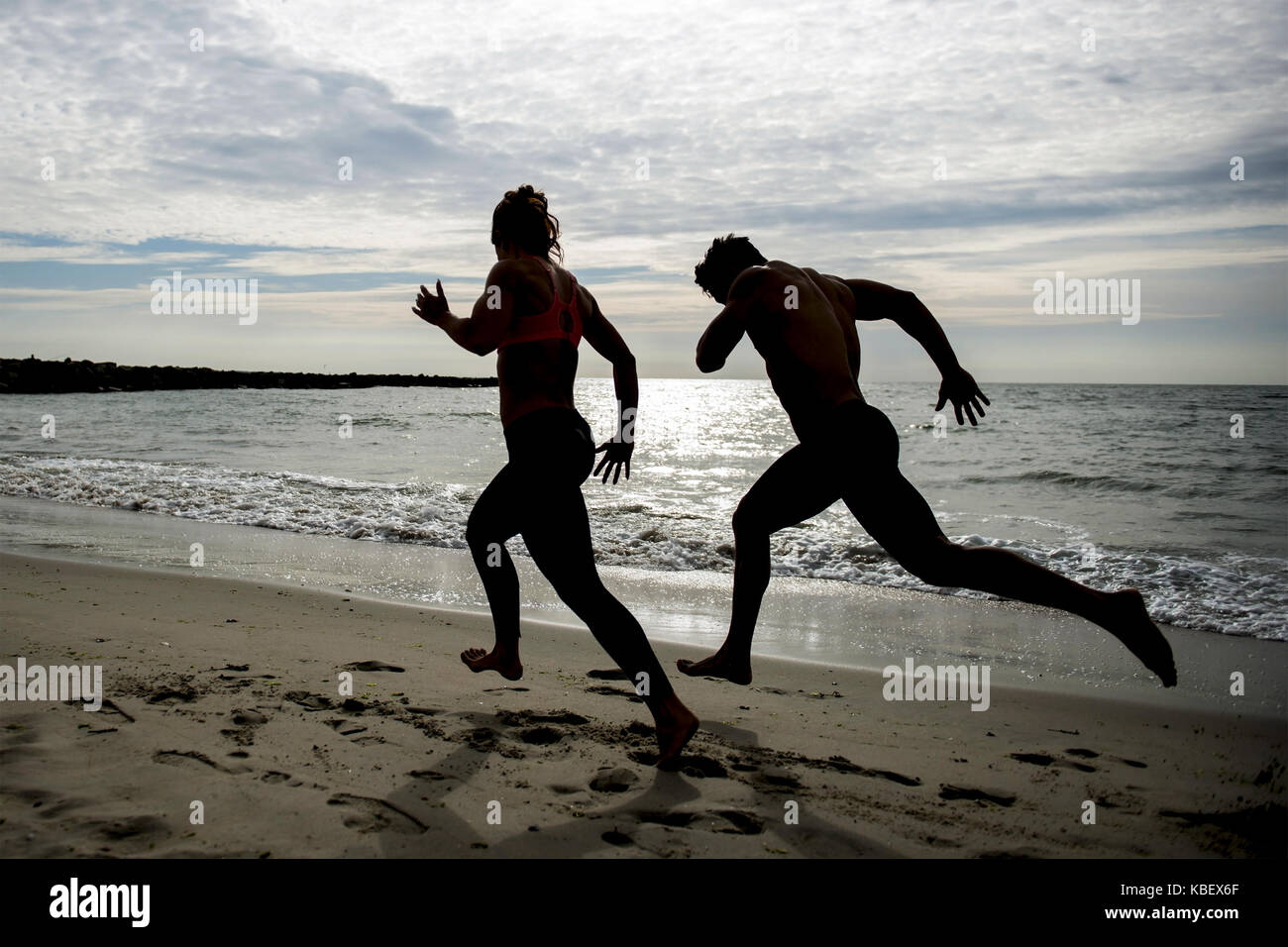 Silouette people hi-res stock photography and images - Alamy
