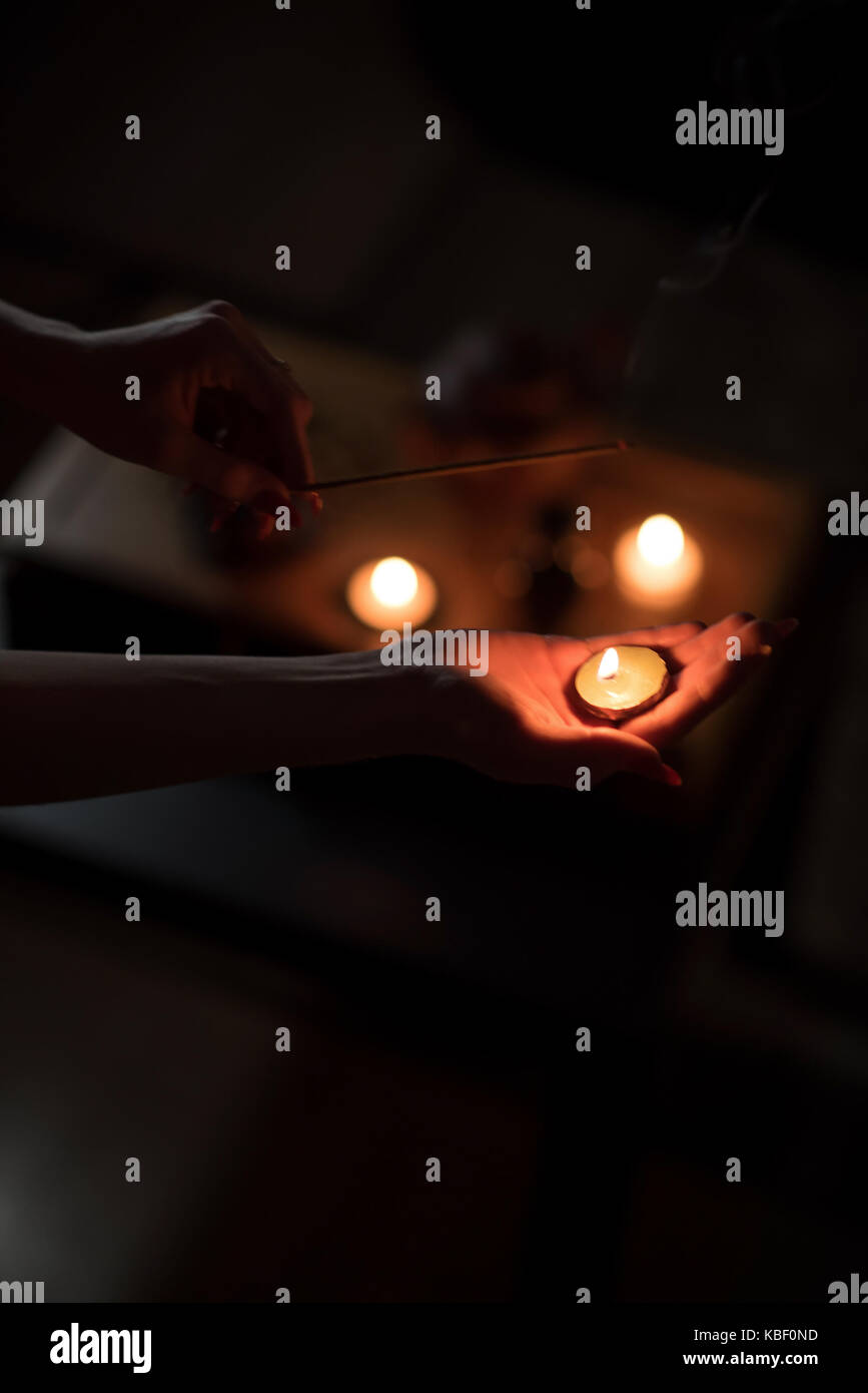 Tea ceremony with candles Stock Photo - Alamy