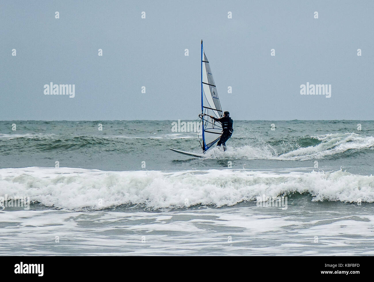 Marine Drive, East Wittering. 29th September 2017. Large surf along the ...