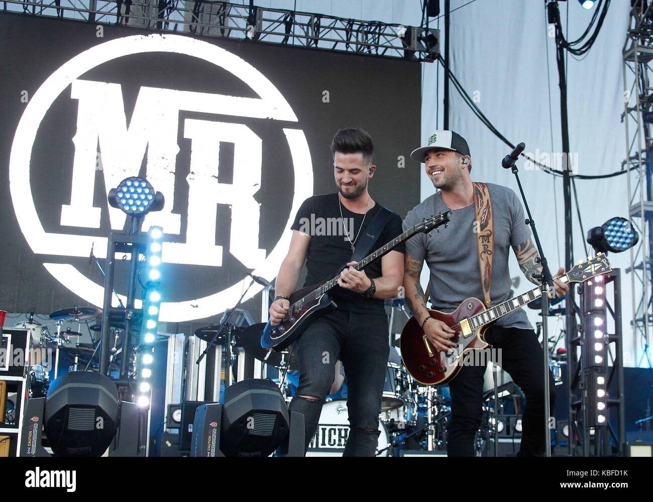 Chamberlain village hi-res stock photography and images - Alamy