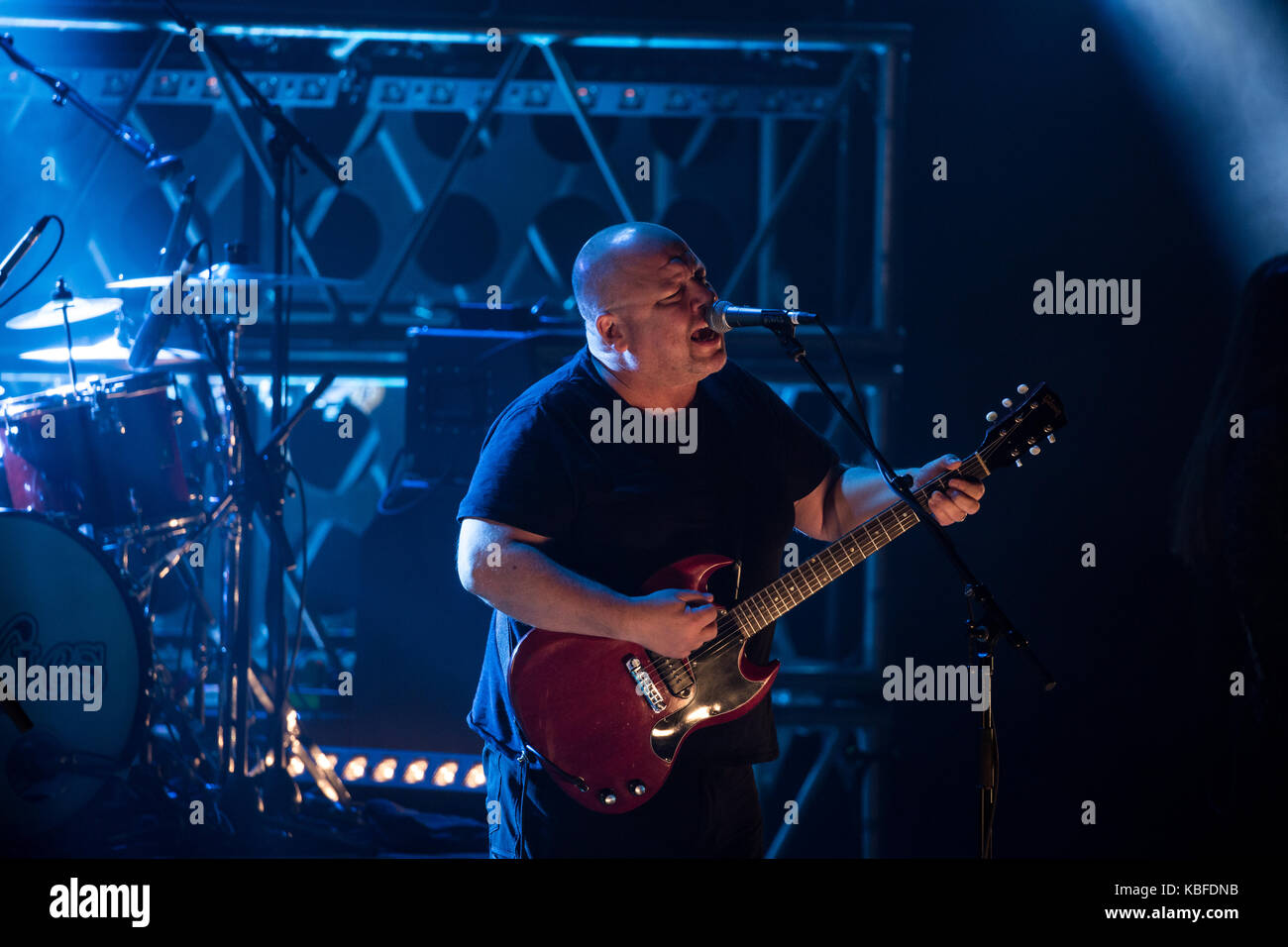Pixies lead singer frank black hi-res stock photography and images - Alamy