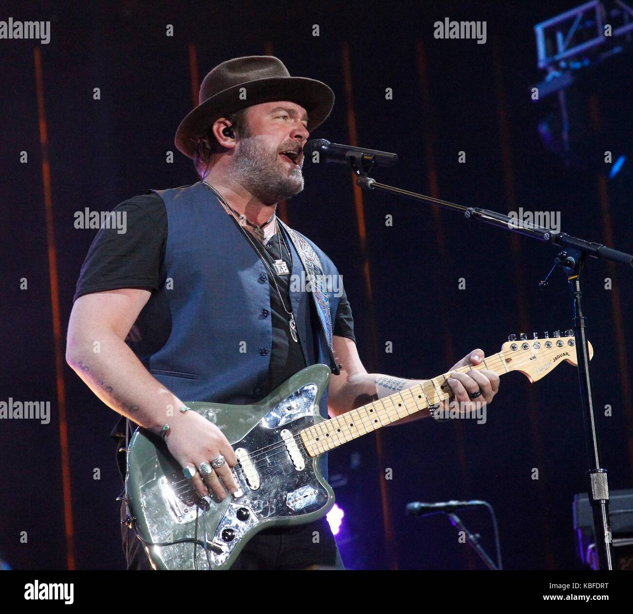 Las Vegas, NV, USA. 29th Sep, 2017. Lee Brice on stage for Route 91 ...