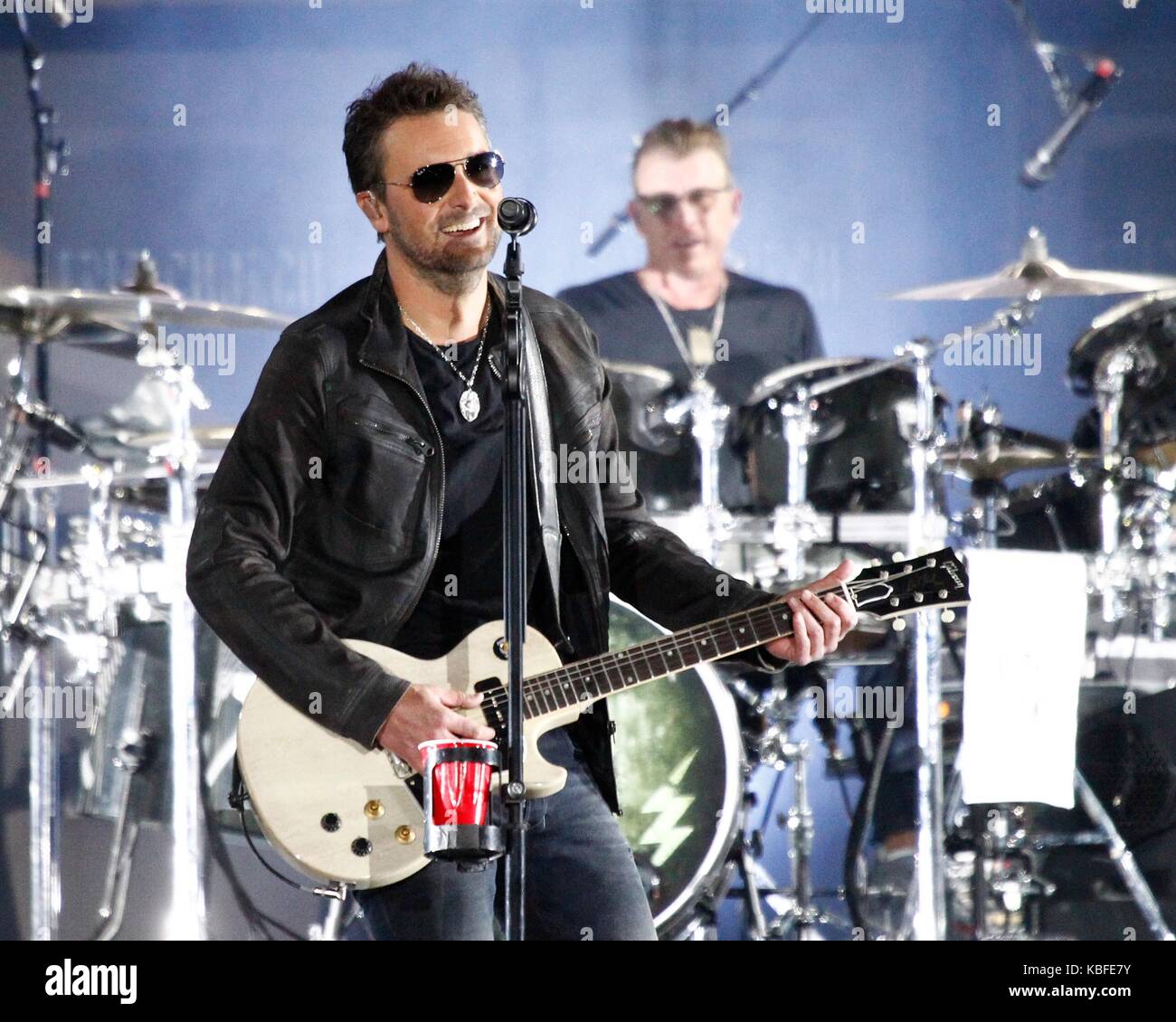 Las Vegas, NV, USA. 29th Sep, 2017. Eric Church on stage for Route 91 ...