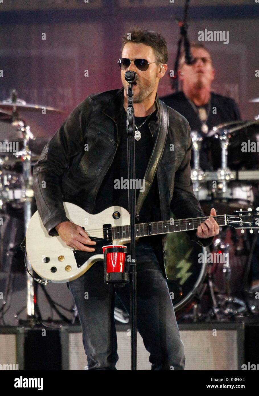 Las Vegas, NV, USA. 29th Sep, 2017. Eric Church on stage for Route 91 ...