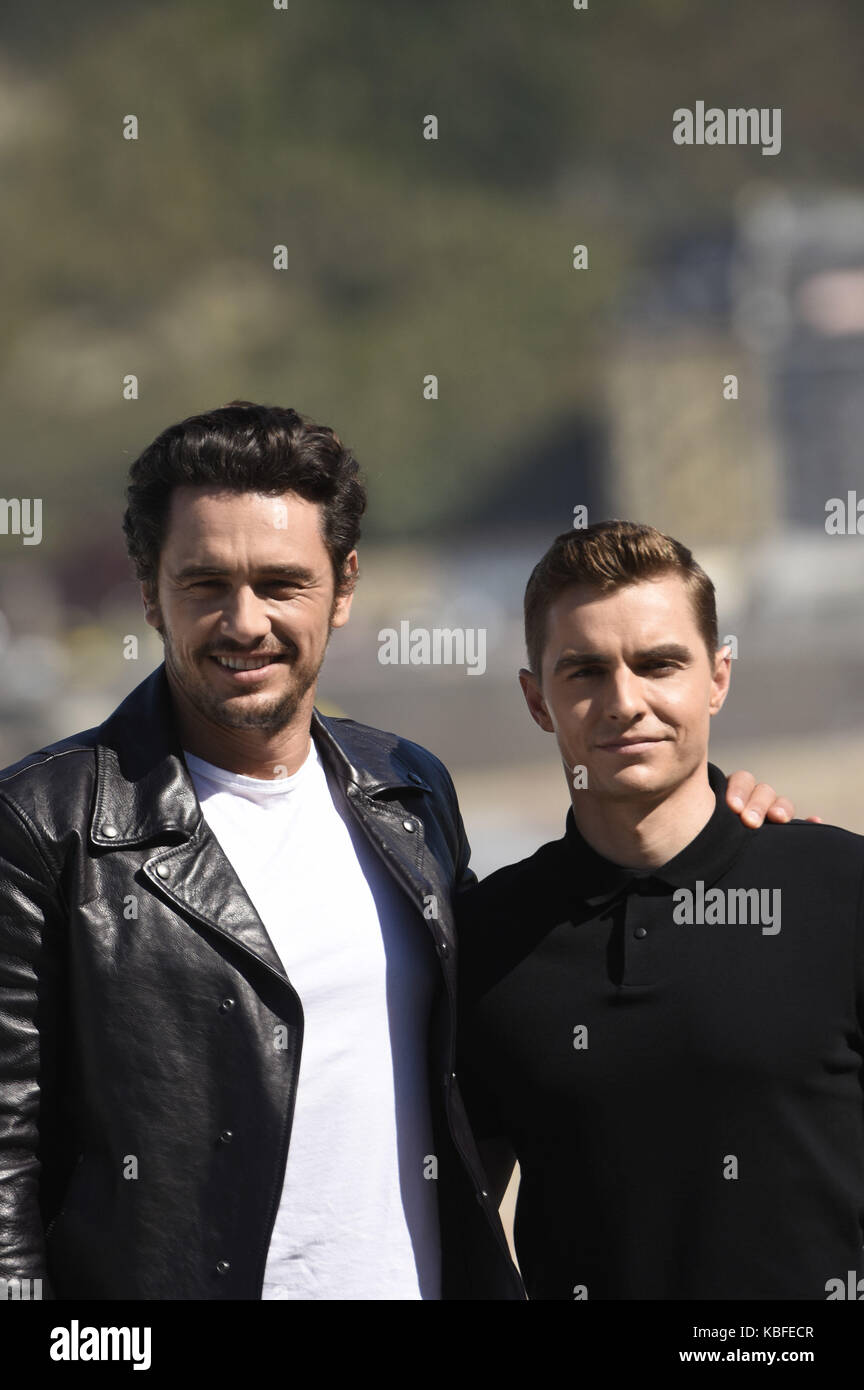 San Sebastian, Spain. 28th Sep, 2017. James Franco and his brother Dave ...