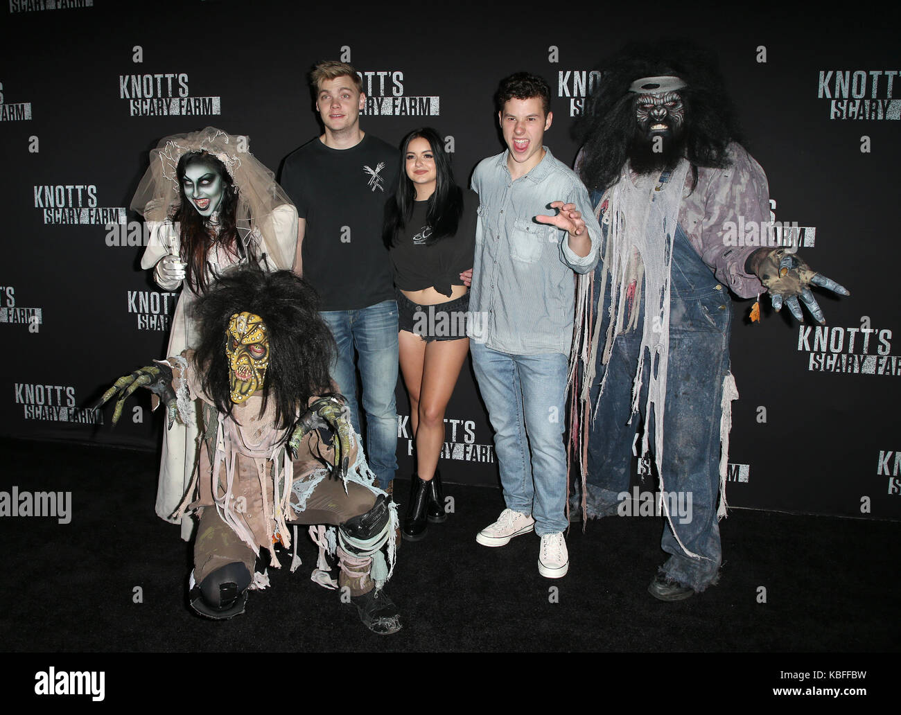 BUENA PARK, CA - SEPTEMBER 29: Levi Meaden, Ariel Winter, Nolan Gould ...