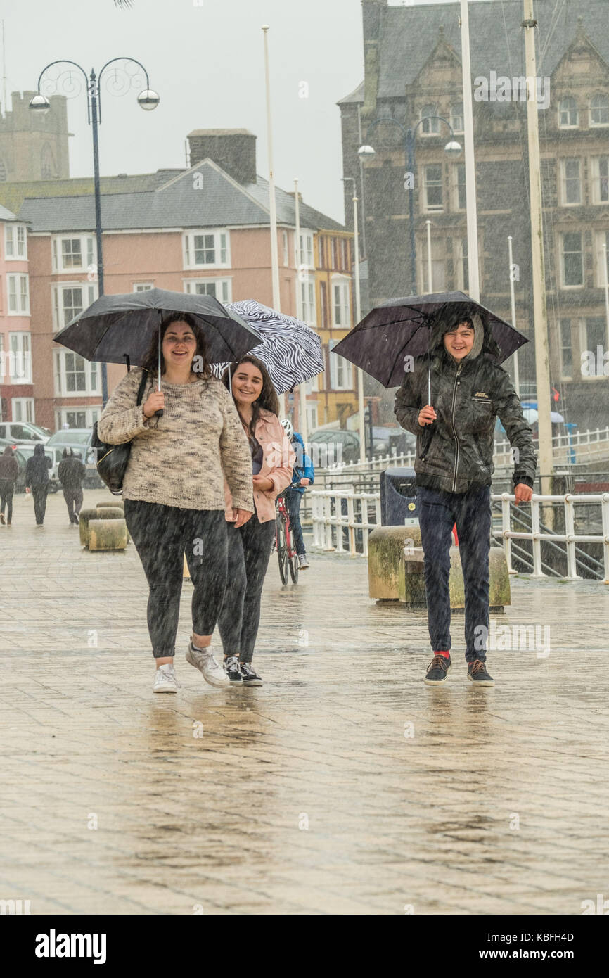 Rainy day umbrella hi-res stock photography and images - Alamy