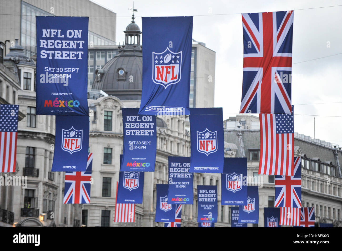 Nfl wembley stadium flag hi-res stock photography and images - Alamy
