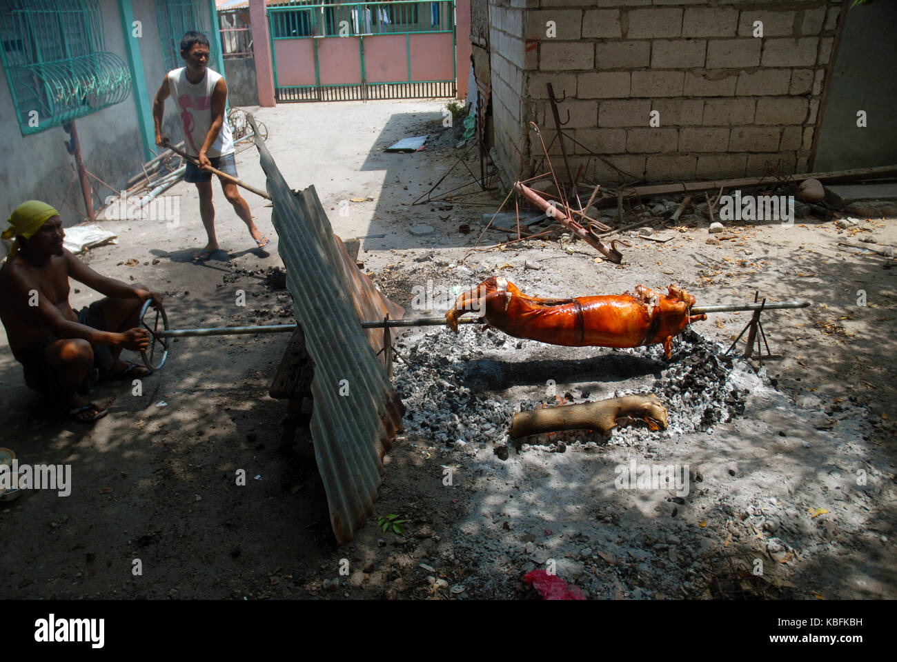 Man cooking intestines hi-res stock photography and images - Alamy