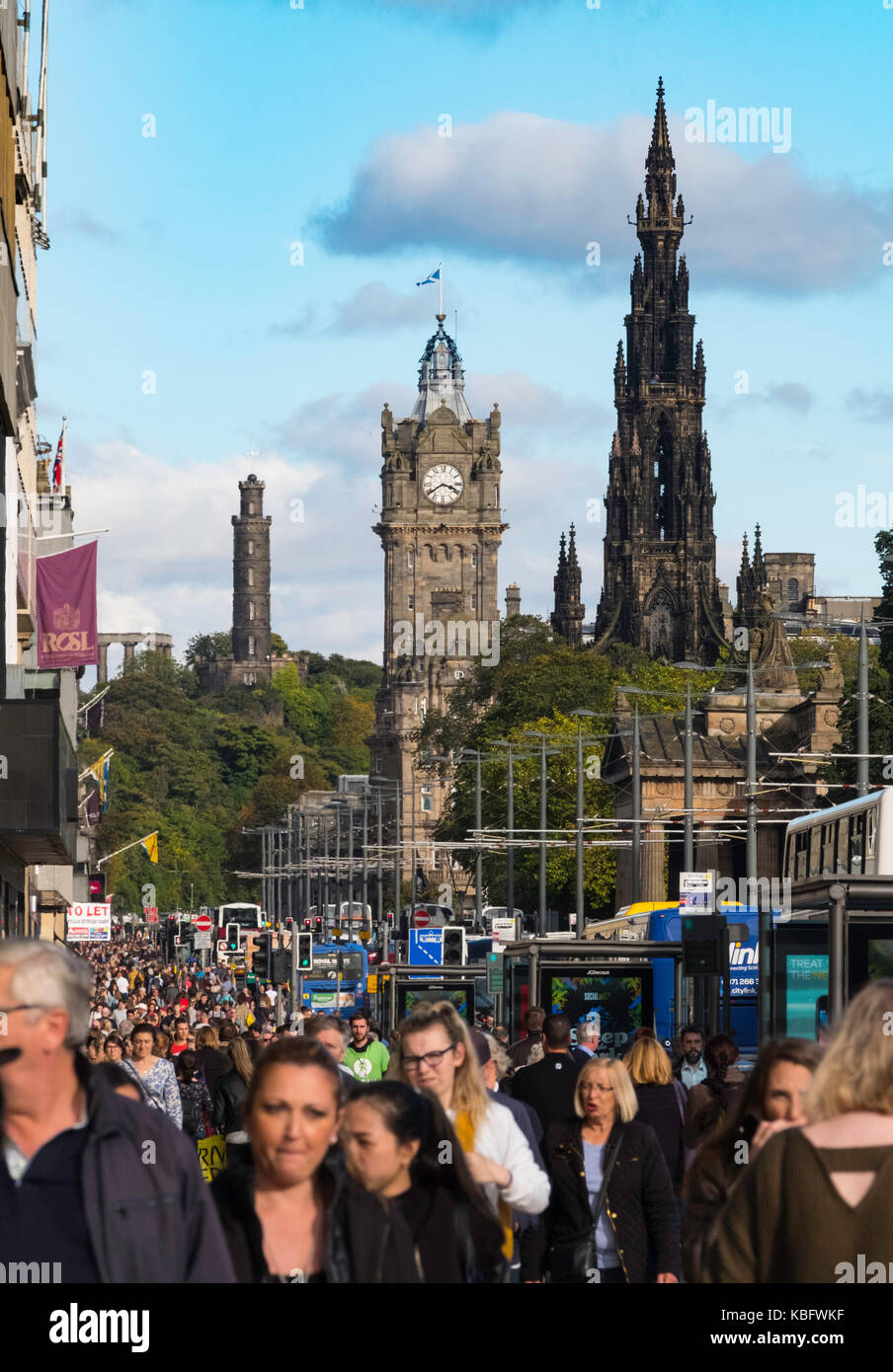 Edinburgh Princes Street Shopping High Resolution Stock Photography and ...