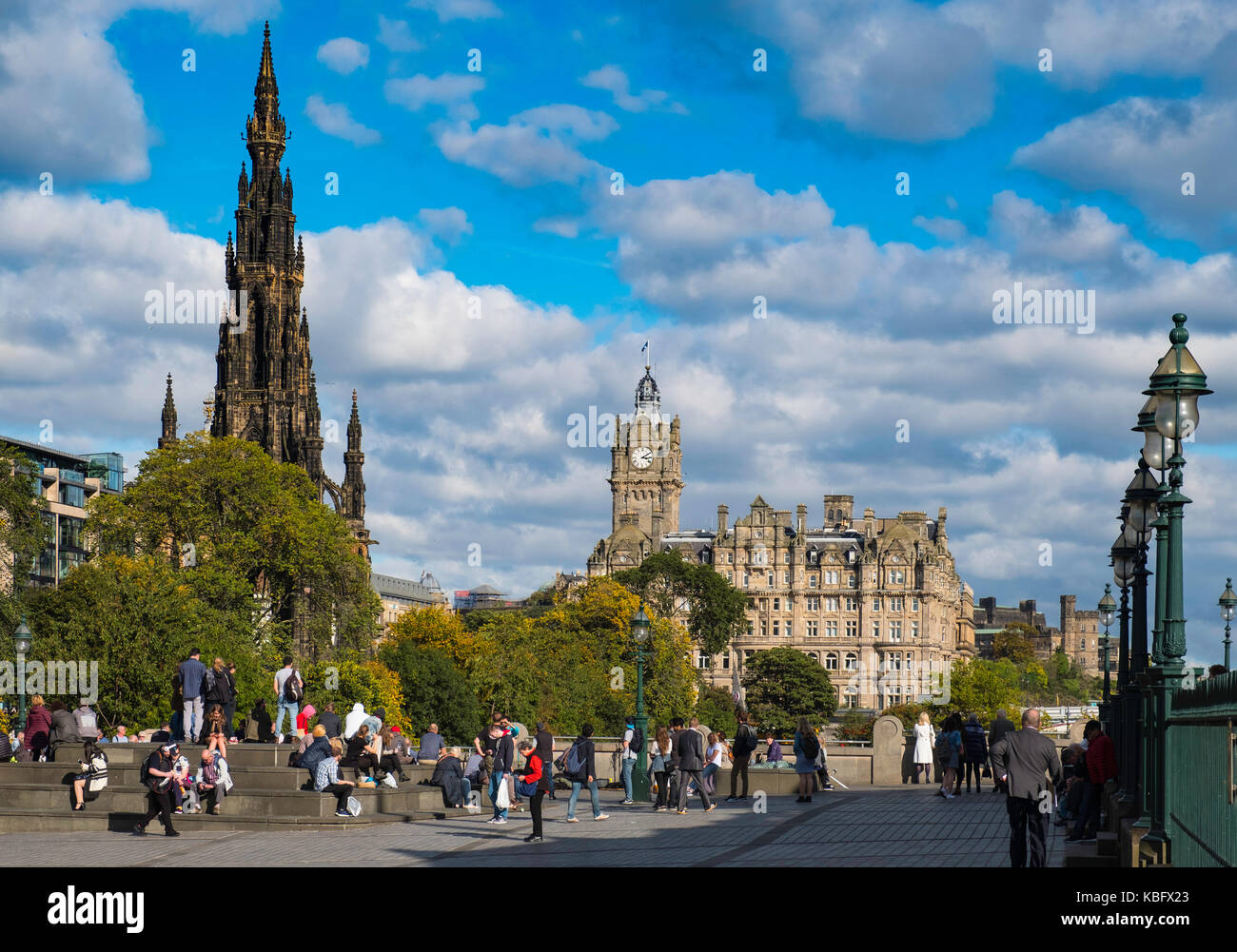 Edinburgh landmarks hi-res stock photography and images - Alamy
