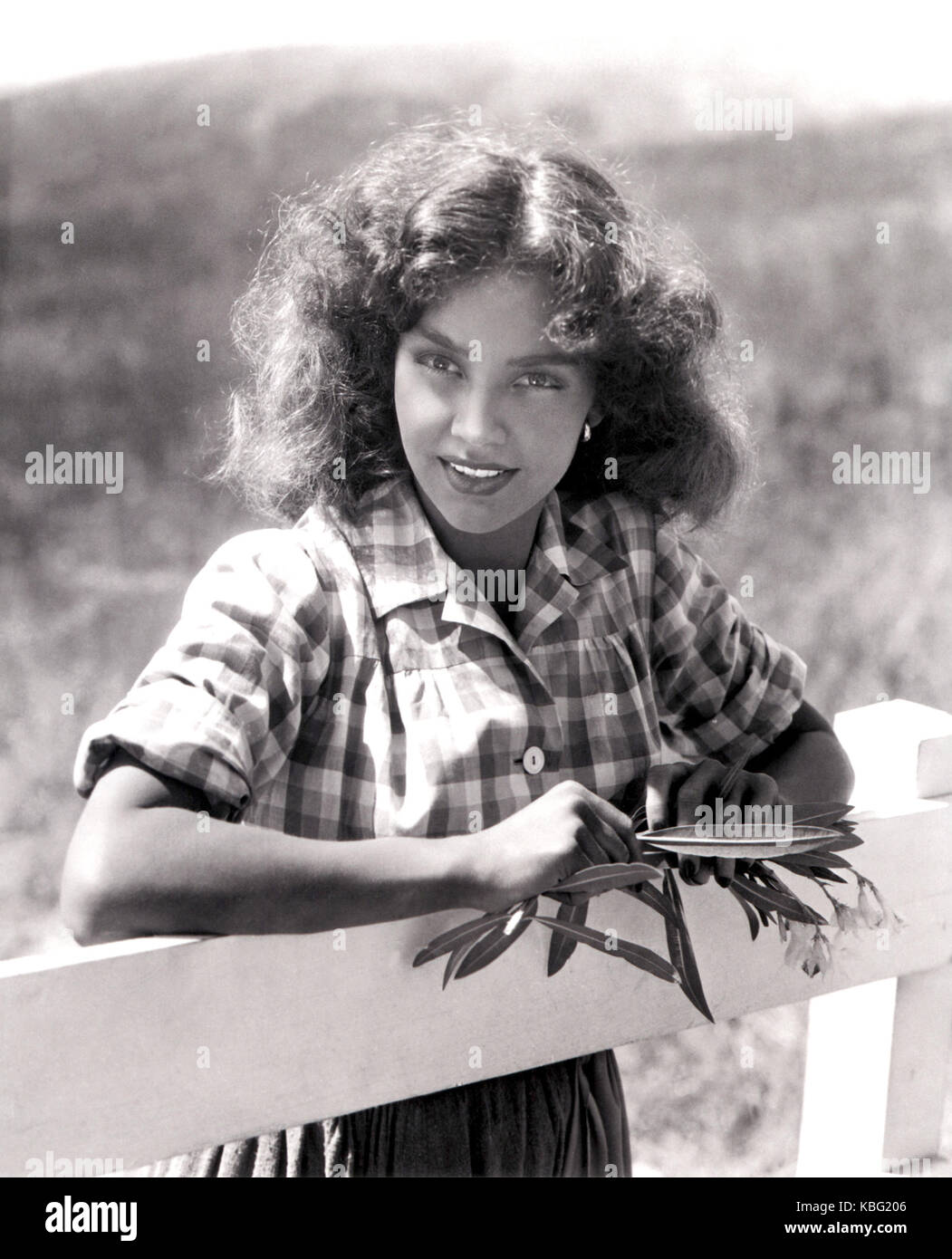 Jennifer jones actress hi-res stock photography and images - Alamy
