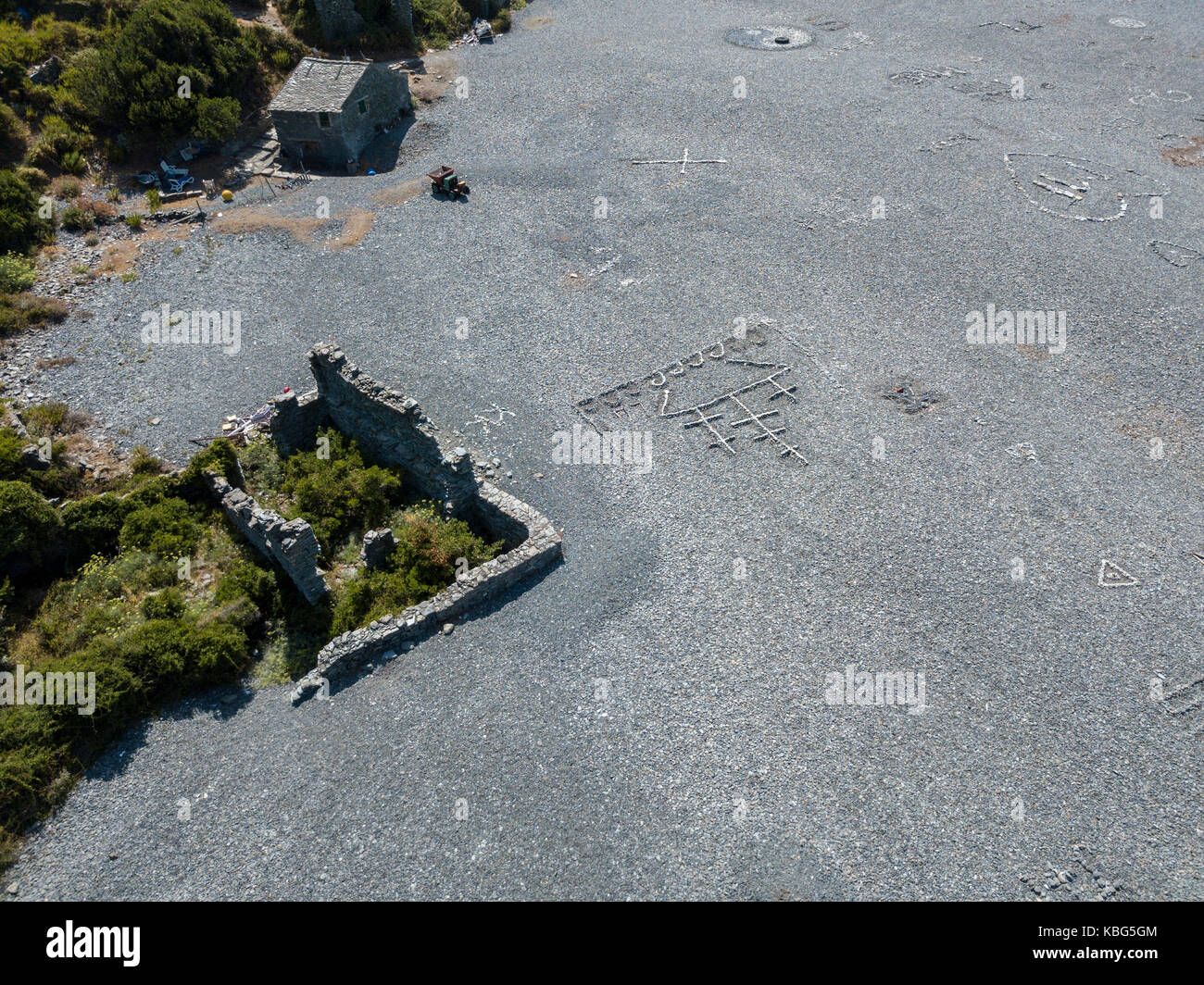 Geometric designs hi-res stock photography and images - Alamy