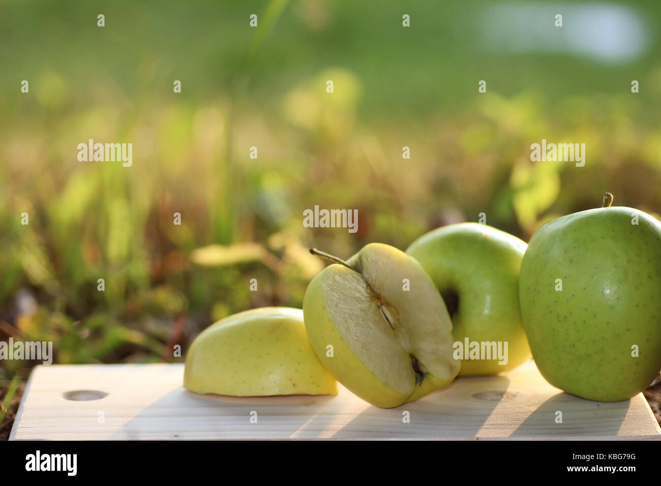 apple on the ground outdoor Stock Photo - Alamy