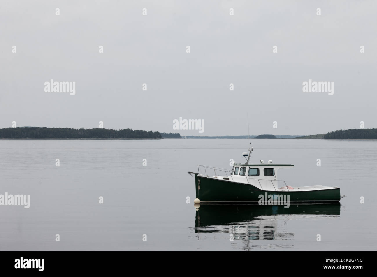 Tethered row boats hi-res stock photography and images - Alamy