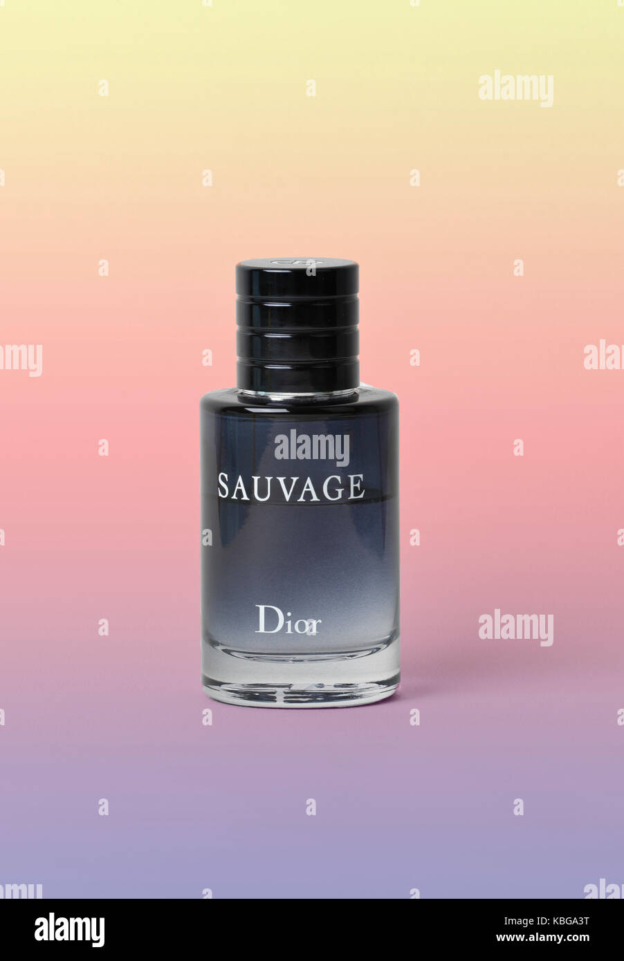 Dior Perfume Stock Photos & Dior Perfume Stock Images - Alamy