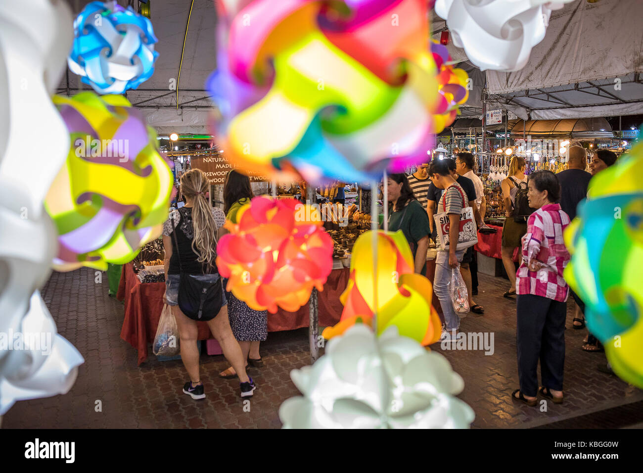 Night Bazaar, Chiang Mai, Thailand Stock Photo - Alamy Night Bazaar, Chiang Mai, Thailand Stock Photo - Alamy