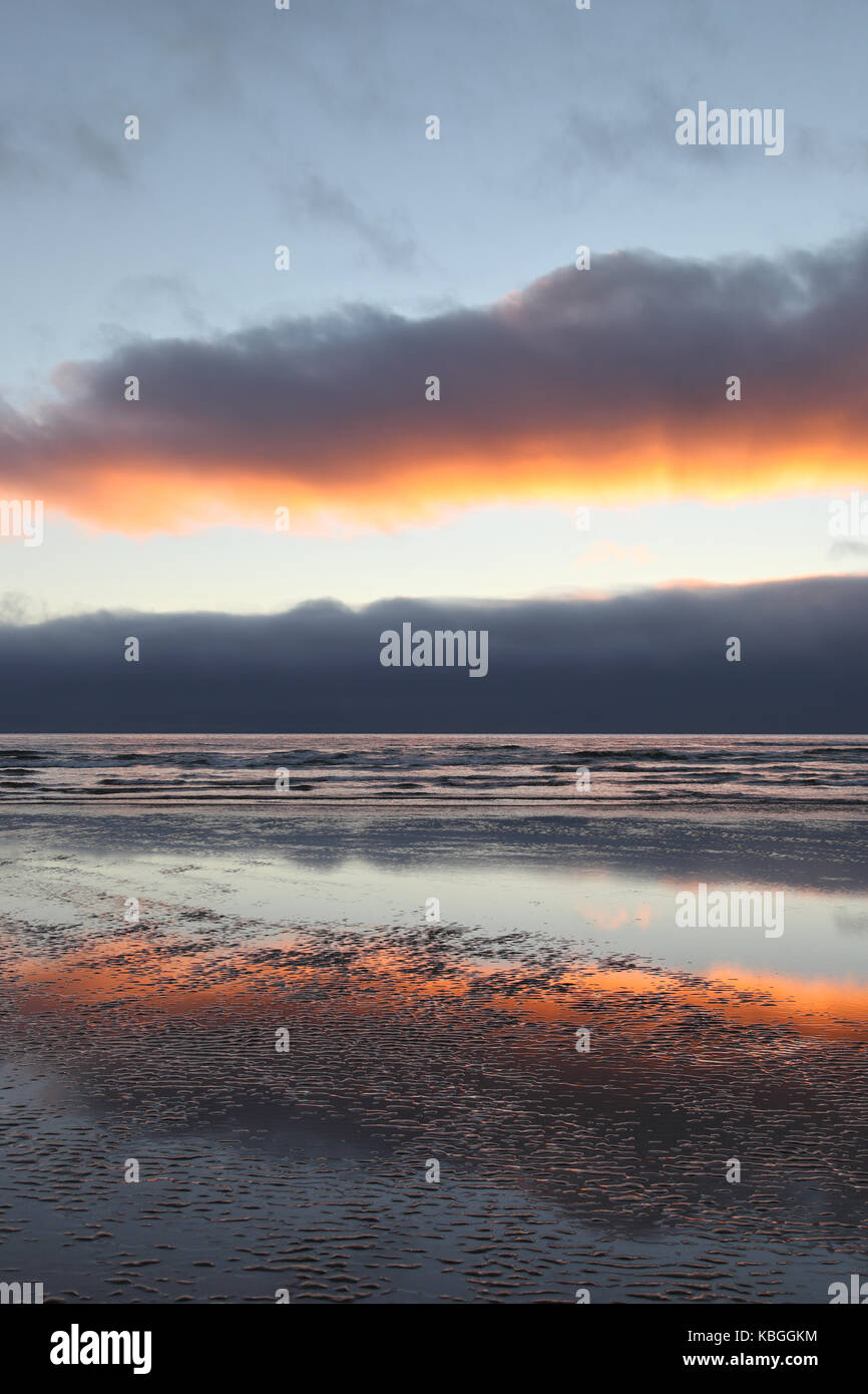 Beautiful sunset beach in cannon hi-res stock photography and images ...