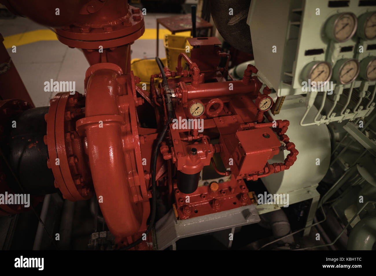 Container ship engine room hi-res stock photography and images - Alamy