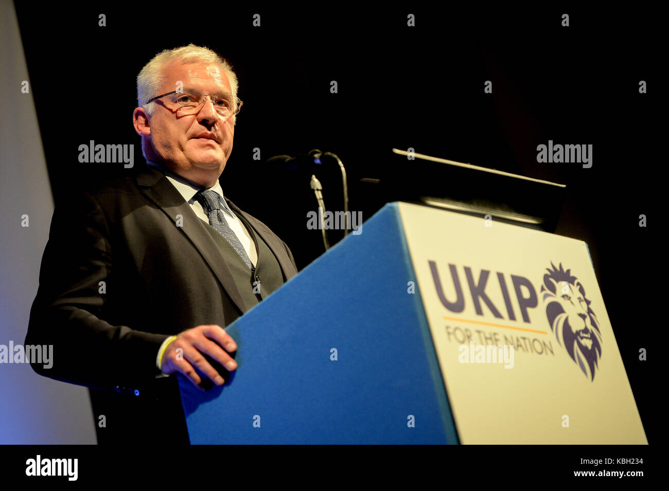 Dr Hugh Bronson MEP from the Alternative fur Deutschland party speaks ...
