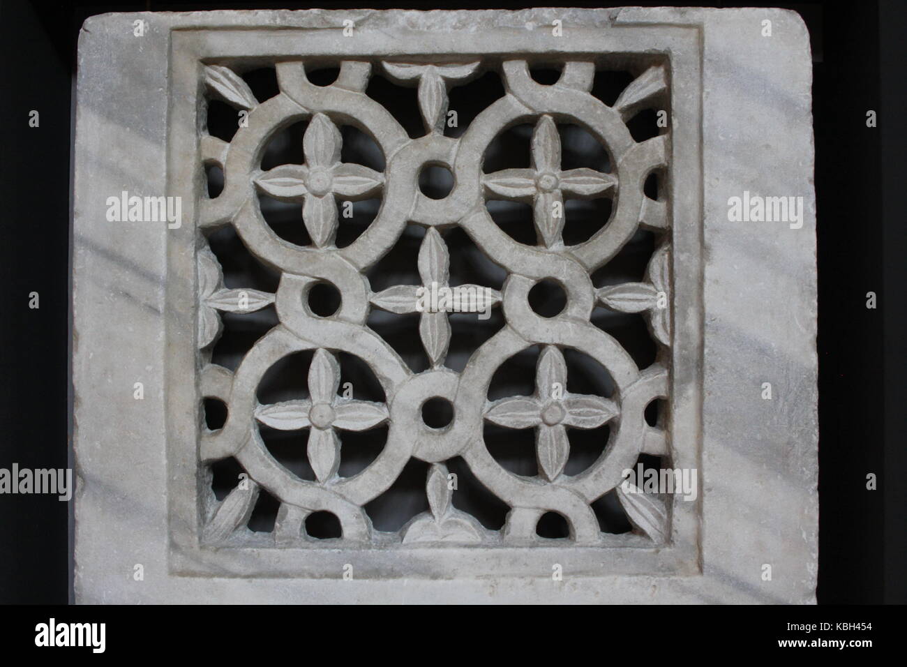 Marble transenna hi-res stock photography and images - Alamy