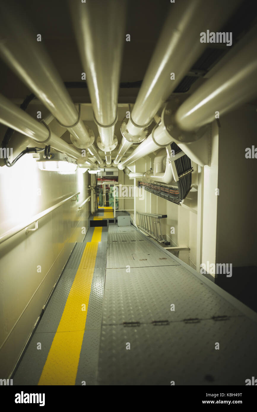 Container ship refueling hi-res stock photography and images - Alamy