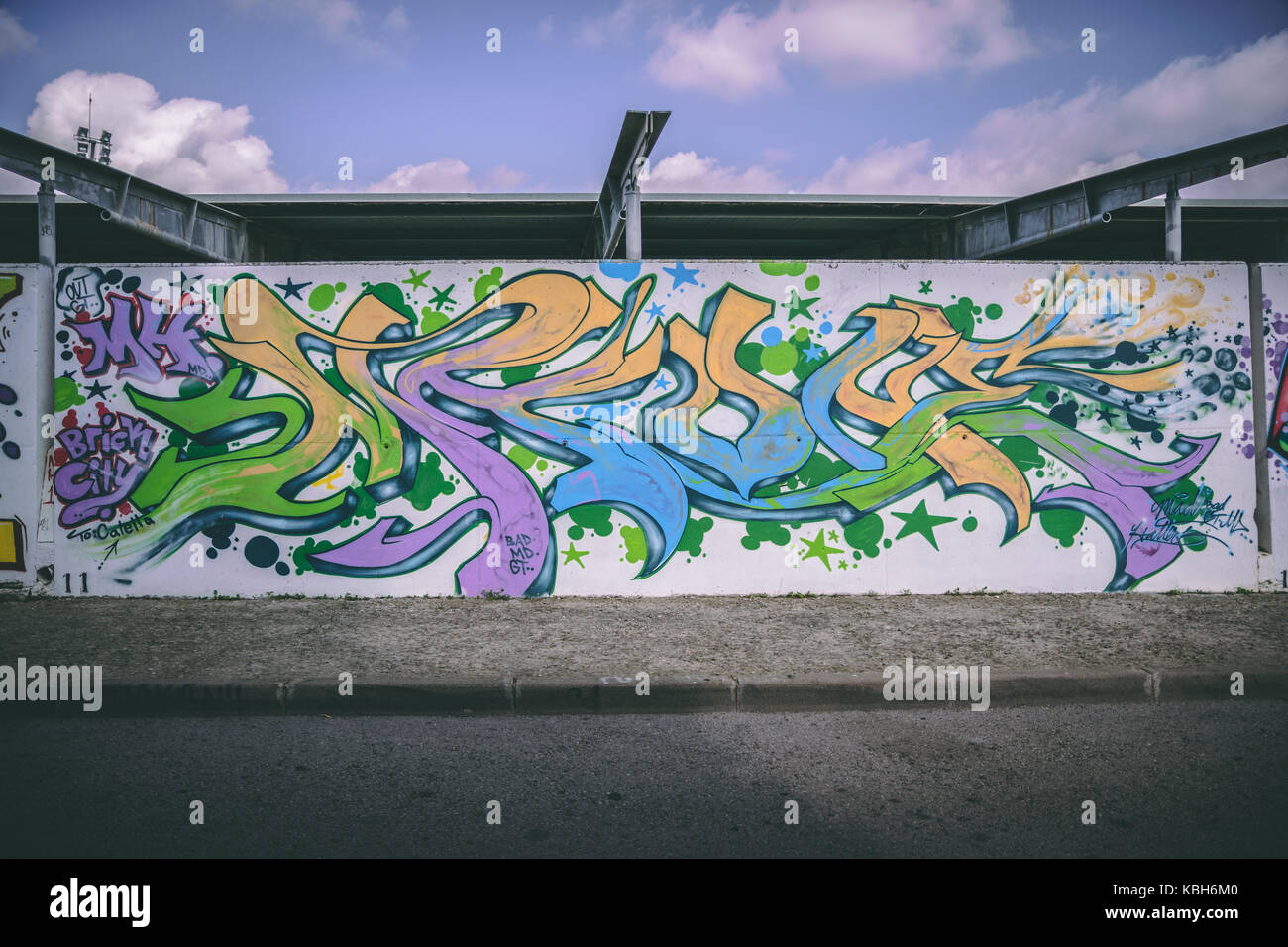 Graffiti & Street art - Barcelona, Spain Stock Photo - Alamy