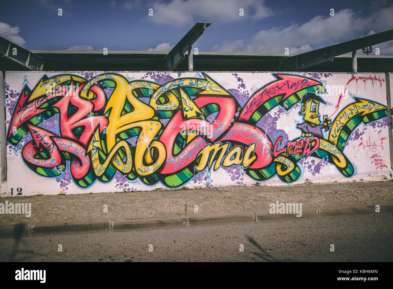 Graffiti & Street art - Barcelona, Spain Stock Photo - Alamy
