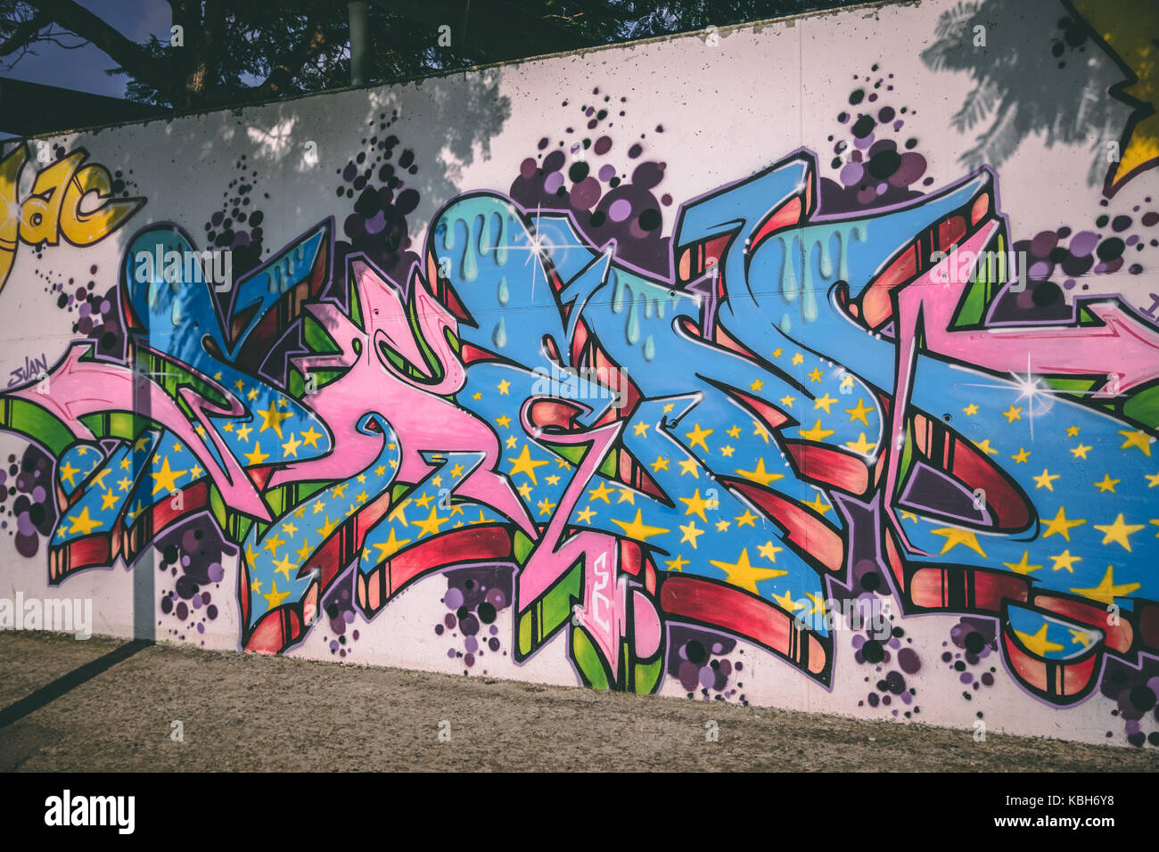 Graffiti & Street art - Barcelona, Spain Stock Photo - Alamy